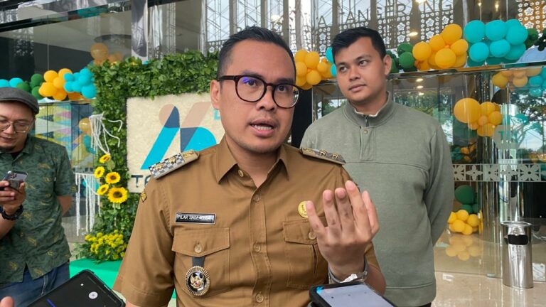 Berita Golkar - Pilar Saga Ichsan Janji Tangani Banjir Musiman di Rawa ...