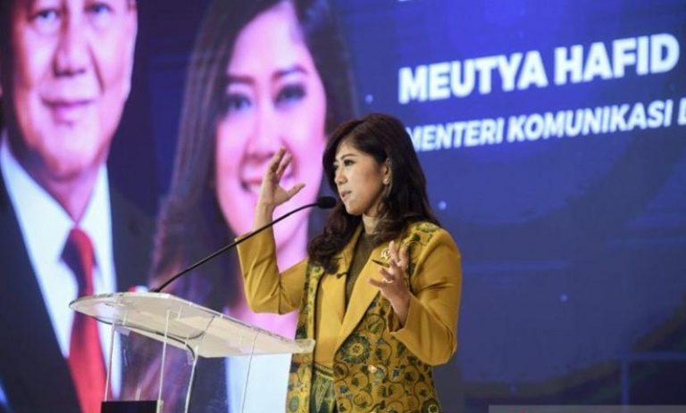 Menkomdigi Meutya Hafid: Jurnalis Senior Jadi Benteng di Tengah Tren ...